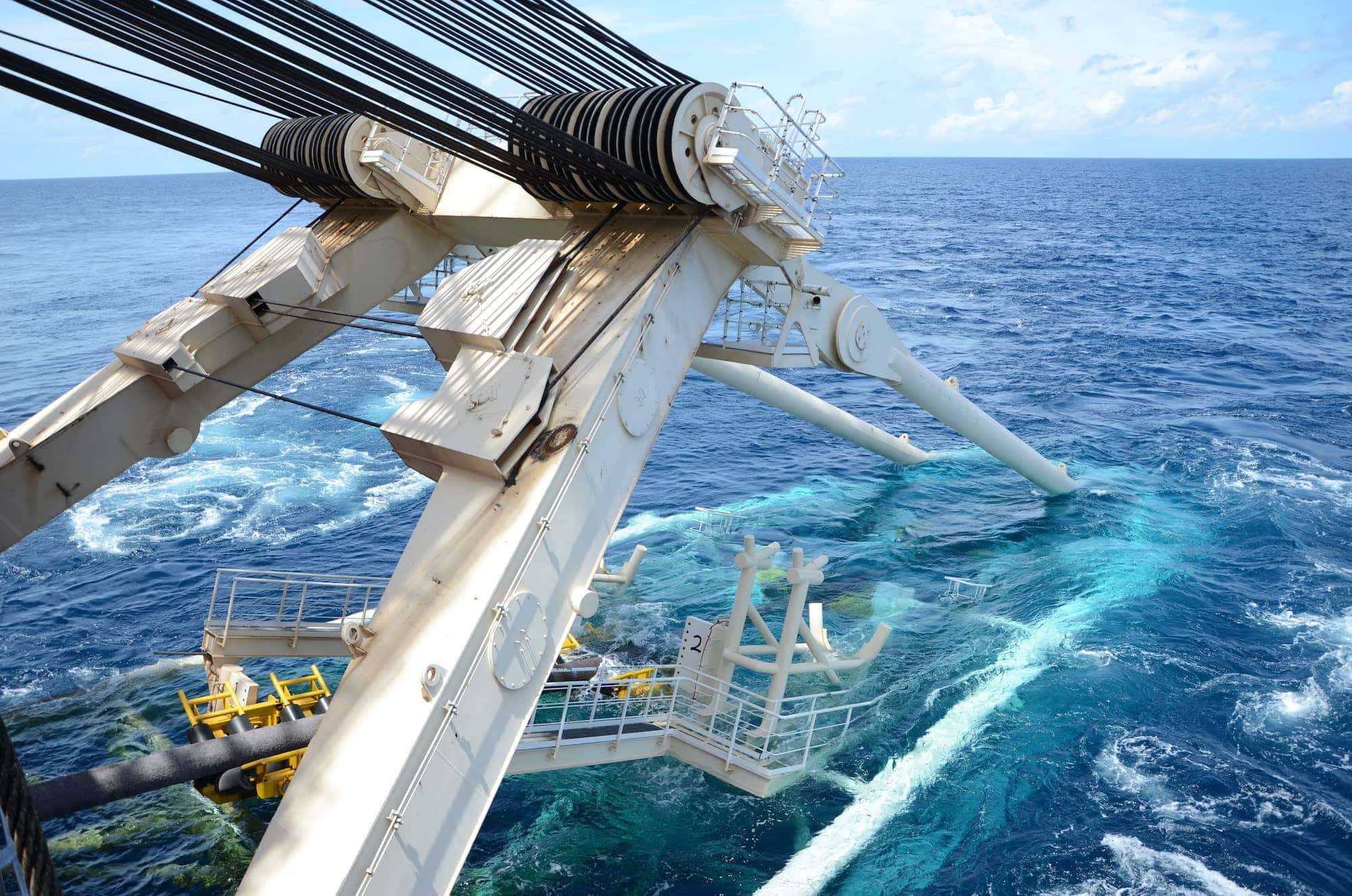 DEEP THINKING FOR OFFSHORE PROJECTS - Alwayse